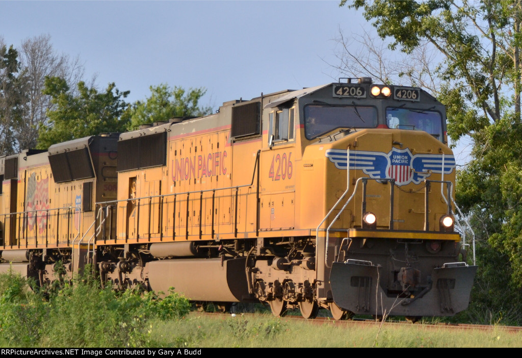 UNION PACIFIC SD 70M 4206